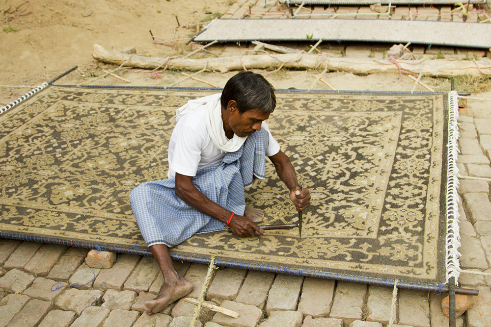 D source Carpet Weaving Making Process D Source Digital Online Learning Environment for Design Courses Resources Case Studies Galleries Videos