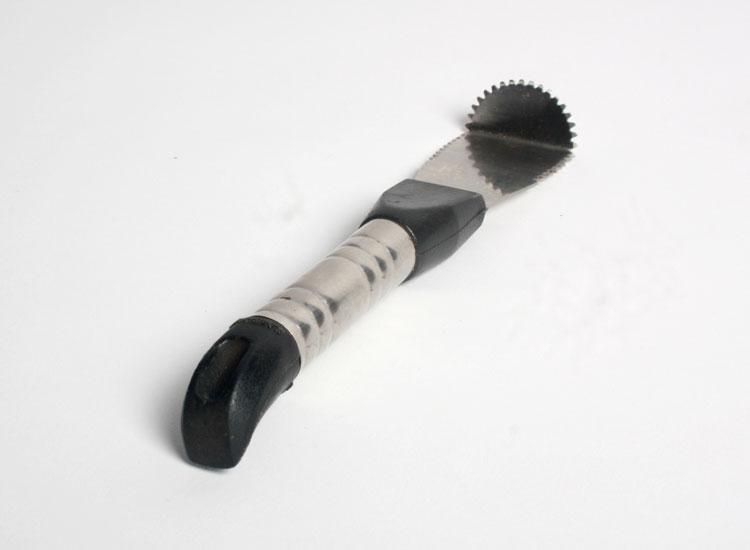 D'source Coconut Scraper | Kitchen Helpers | D'Source Digital Online ...